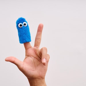Thumbpet Finger Puppet | Monster Finger Puppet | Muppet Puppet | Blue ...