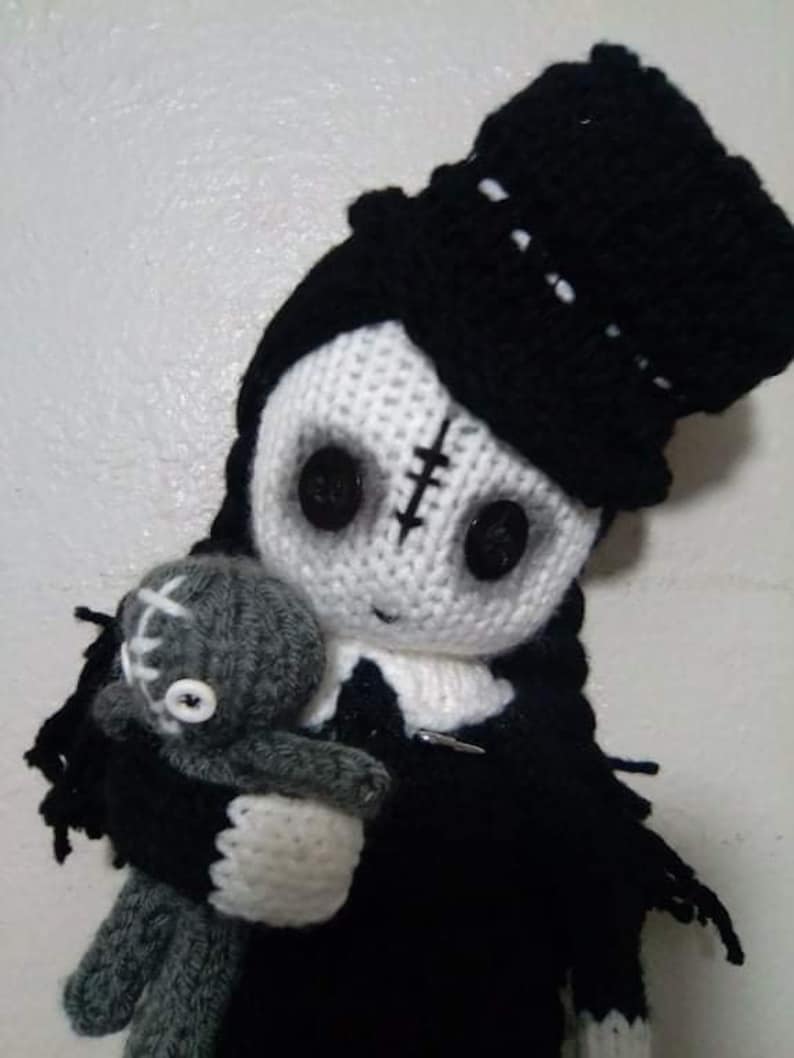 Victoria Goth Doll Loom Knit Pattern - Etsy