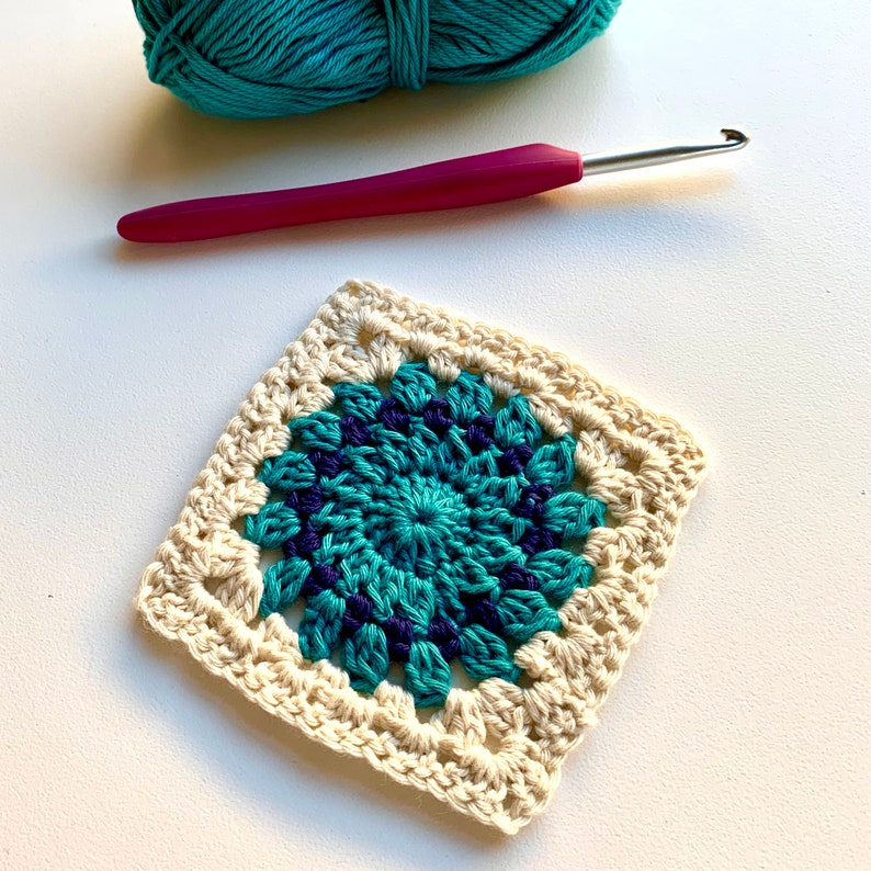 Sunburst Granny Square Crochet Pattern Crochet Patterns Learn to ...