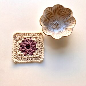 Purple Granny Square Crochet Pattern | Crochet Pattern | Learn to ...