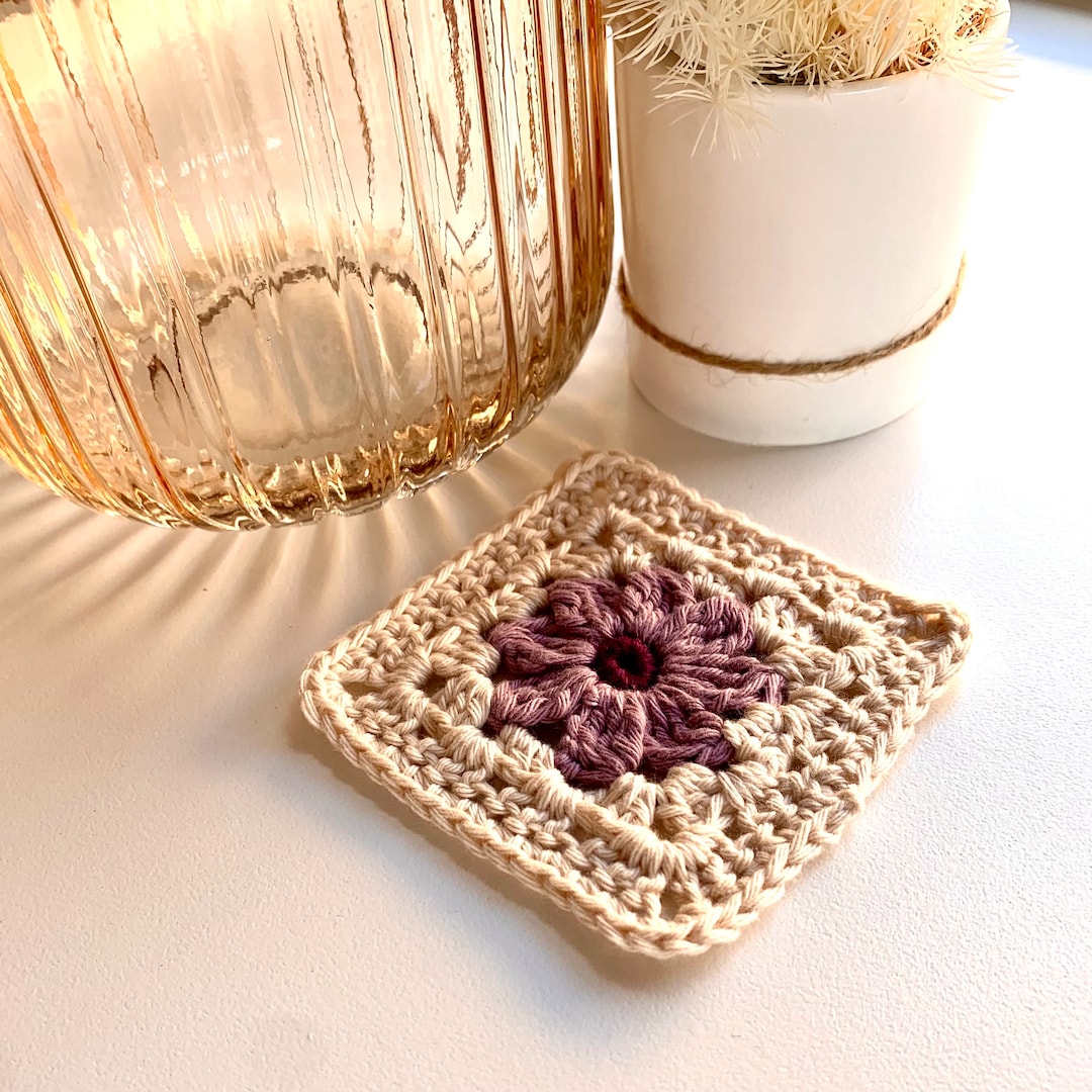 Purple Flower Beginner Crochet Pattern | Crochet Pattern | Learn to ...