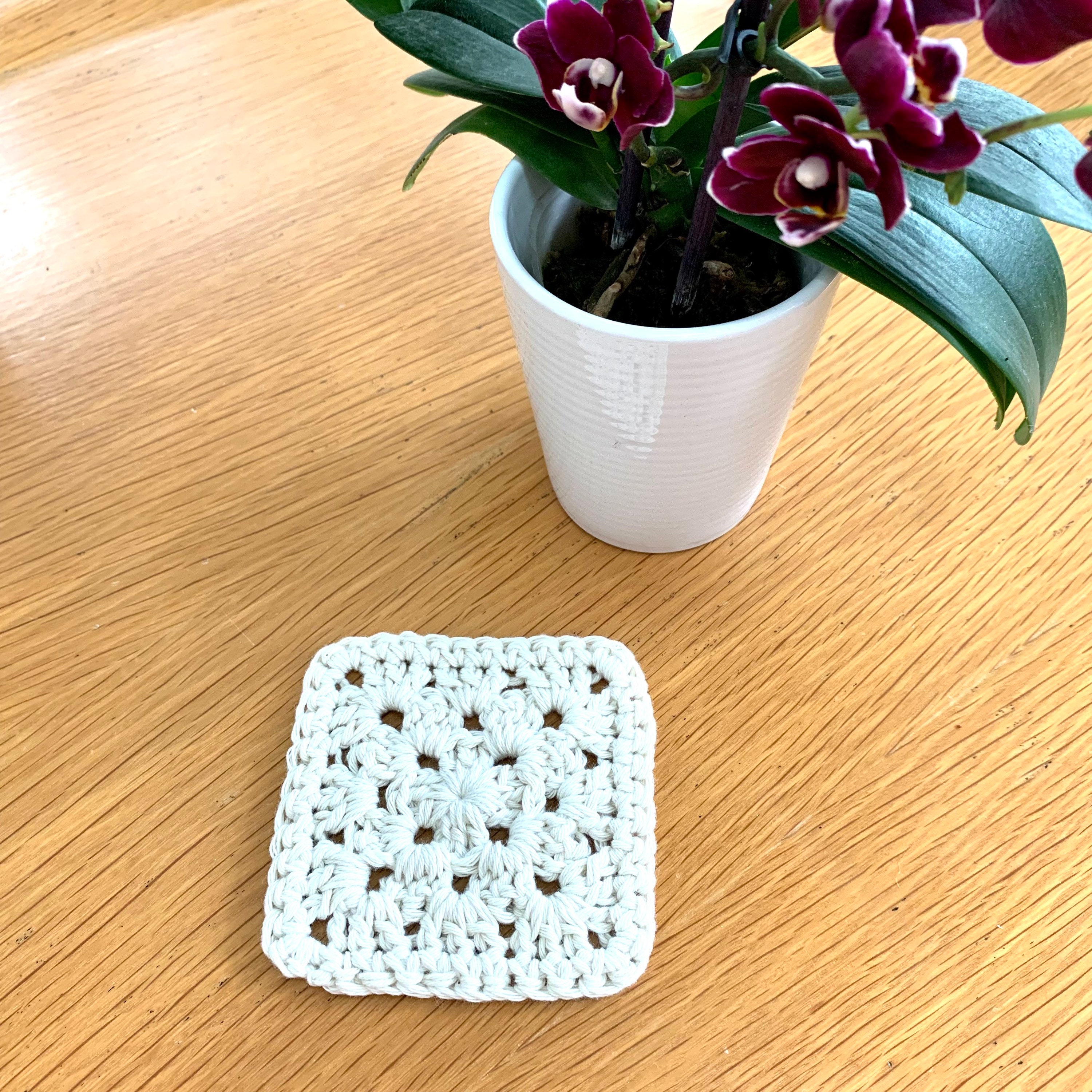 White Granny Square Crochet Coaster Pattern Crochet Pattern Boho Mug ...