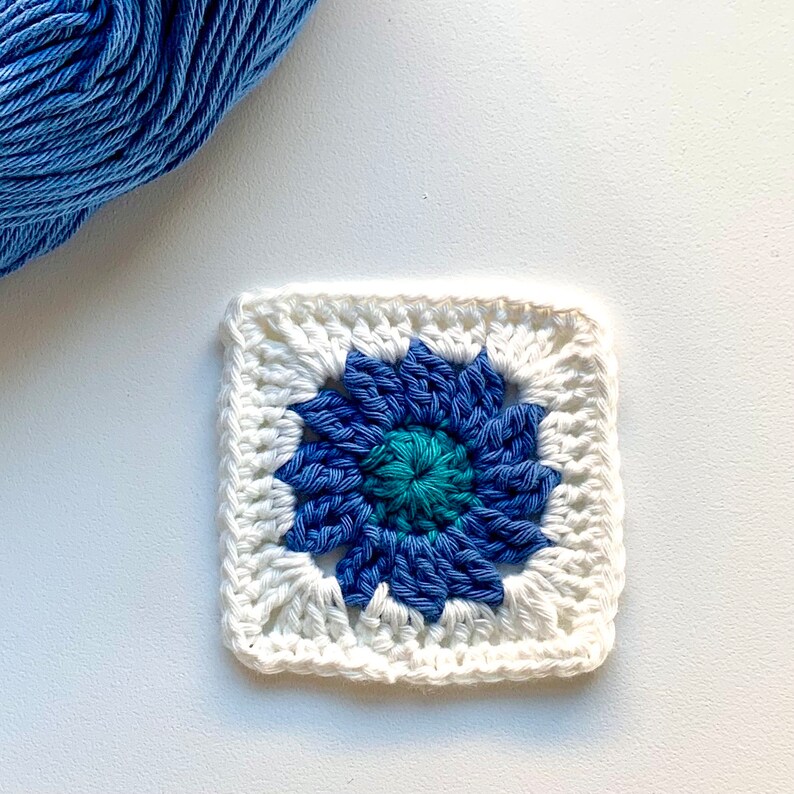 Sunburst Granny Square Crochet Pattern Beginner Crochet Patterns ...