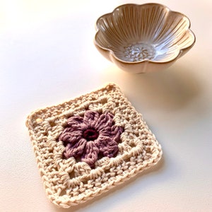 Purple Granny Square Crochet Pattern | Crochet Pattern | Learn to ...