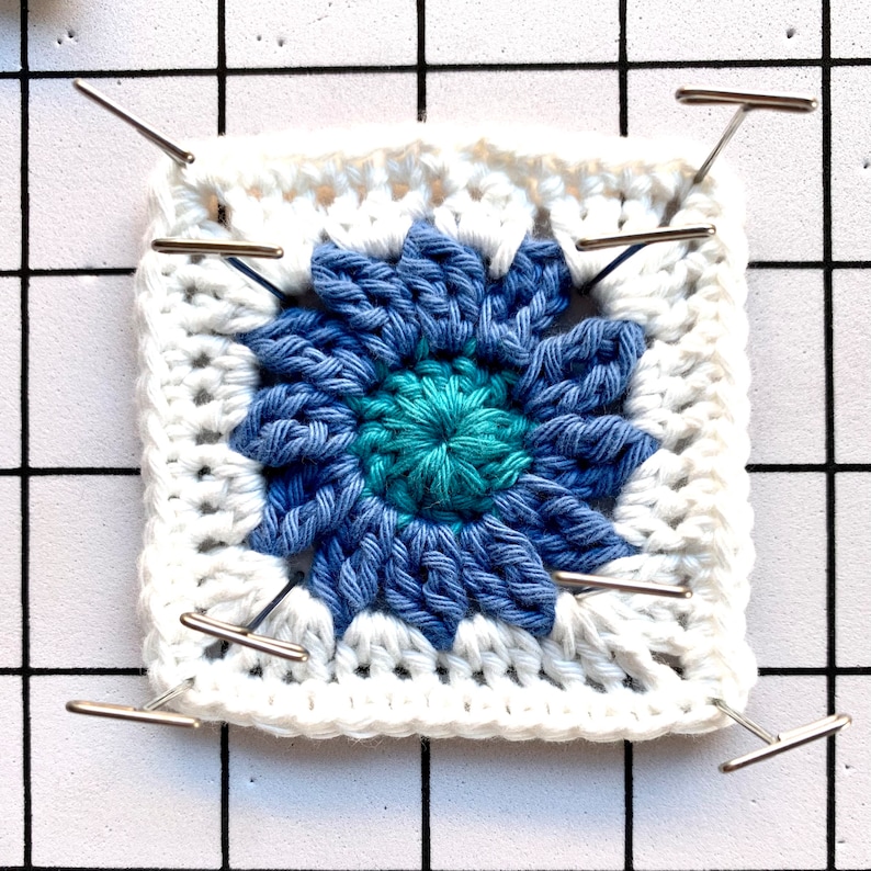 Sunburst Granny Square Crochet Pattern Beginner Crochet Patterns ...