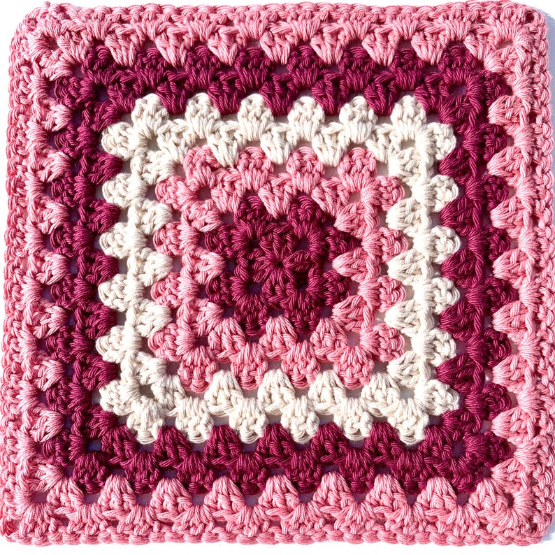 Pink & Burgundy Granny Square Crochet Pattern | Easy Crochet Patterns ...