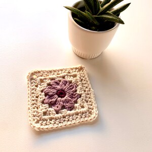 Purple Granny Square Crochet Pattern | Crochet Pattern | Learn to ...