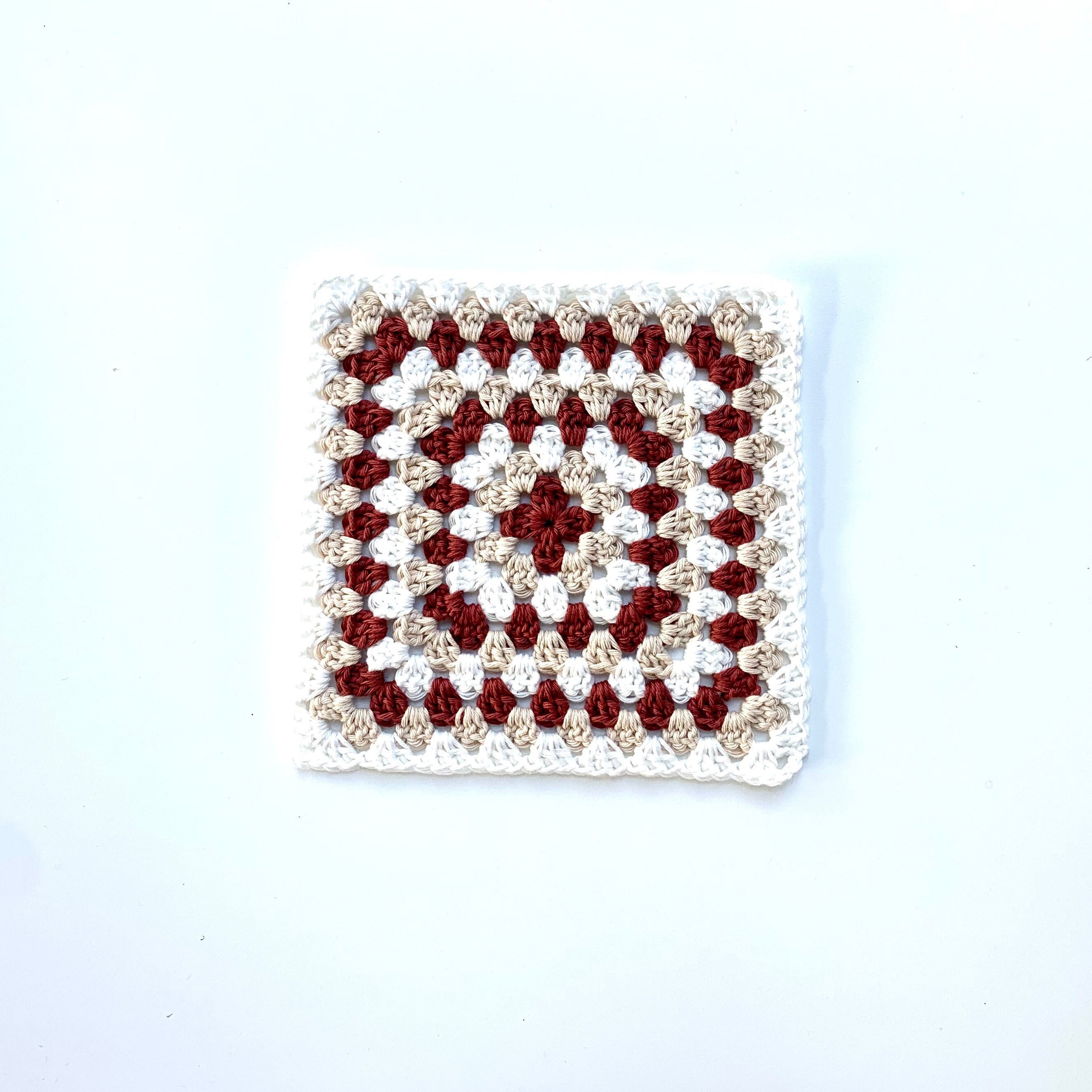 Granny Square Crochet Pattern Traditional Red Granny Square Pattern ...