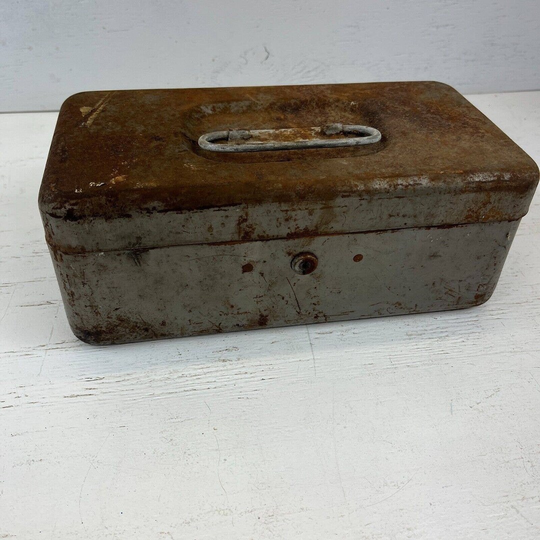 Vintage Metal Lock Box for Decor Storage Tackle or Tools No - Etsy