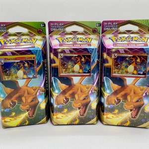 Pokemon TCG: Charizard Gift Box | Includes Boosters, Cards, Accessories ...