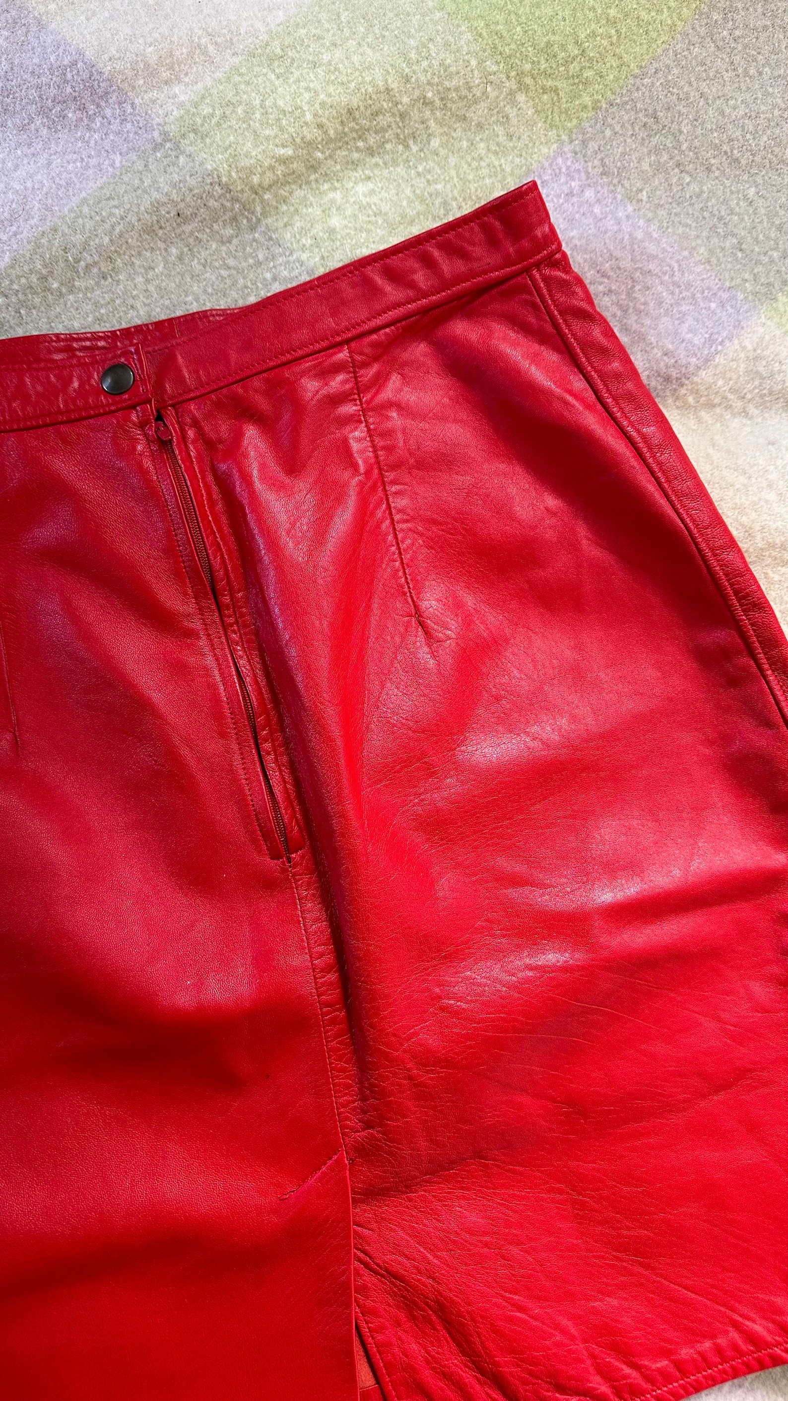 1980s Bright Red Leather Skirt / Mid Length / XS-S - Etsy