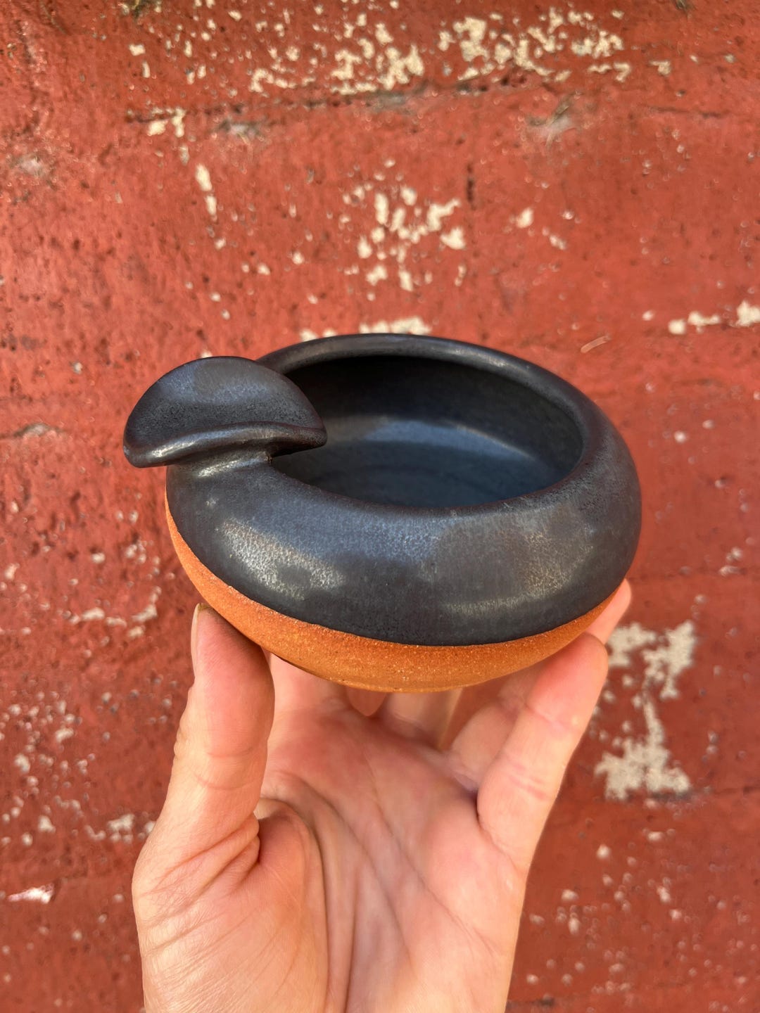 Black Ashtray With Joint Rest, Handmade Ceramic Ashtray, Stoner Gift ...