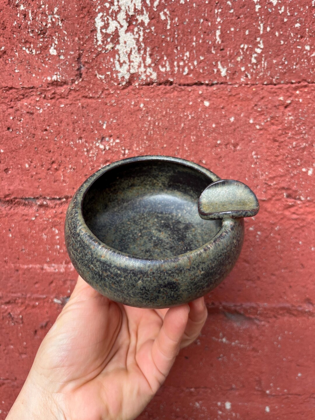 Black Ashtray With Joint Rest, Handmade Ceramic Ashtray, Smoker Gift - Etsy