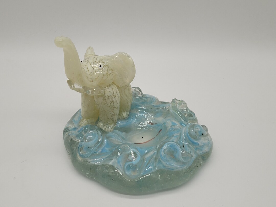 Uranium Glass Ashtray, Murano Sommerso, Elephant Ashtray, Italian Art ...