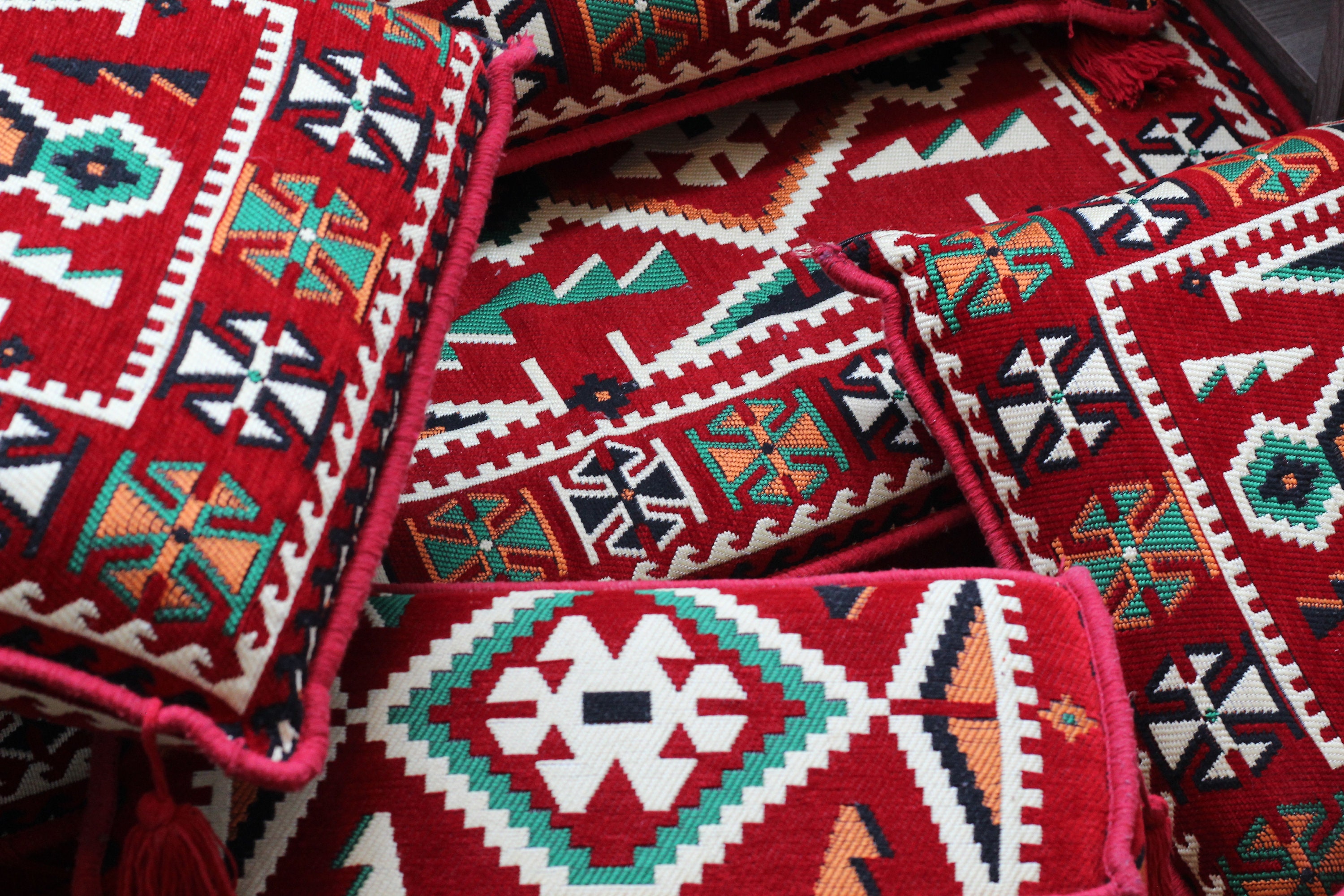 Al Jalsa UK - Arabic Majlis Floor Sofa Set, Floor Couch, Oriental Floor ...