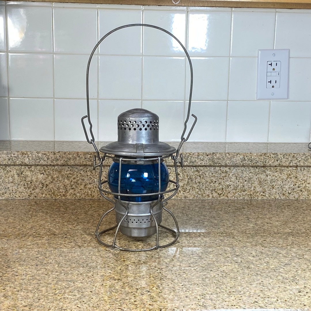 Adlake No 300 Rail Road Lantern: Signal Green Glass Globe, Kerosene Oil ...