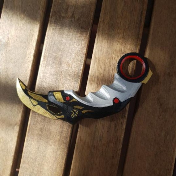 How To Make CHAMPIONS Diy VALORANT KARAMBIT Out Of
