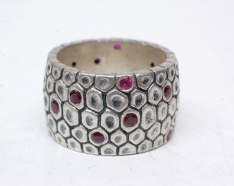 Small Ruby Engagement Ring - Etsy
