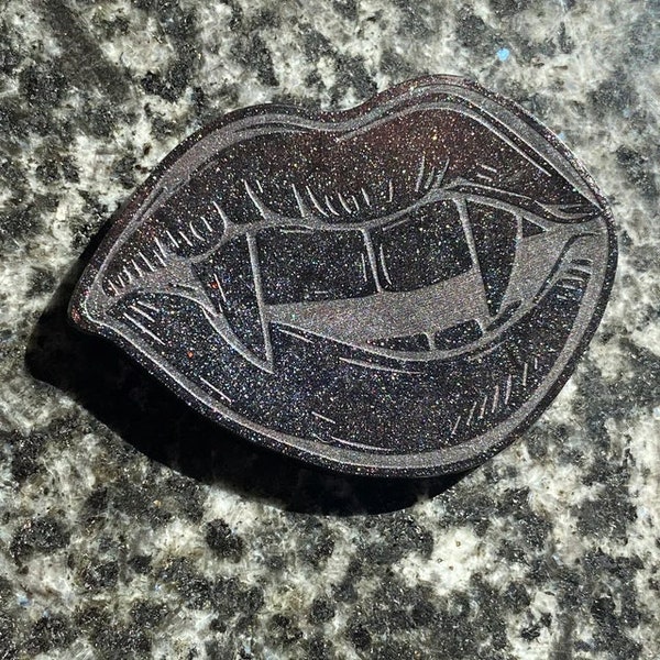 Lips Pop Socket - Etsy