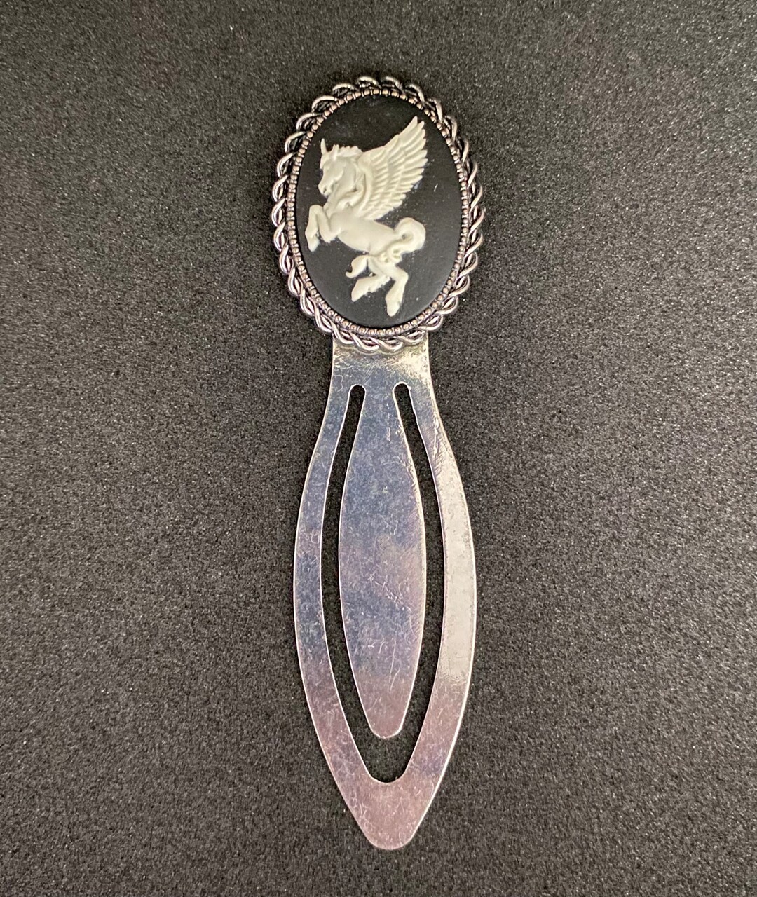 Black and White Pegasus Cameo Clip Bookmark - Etsy