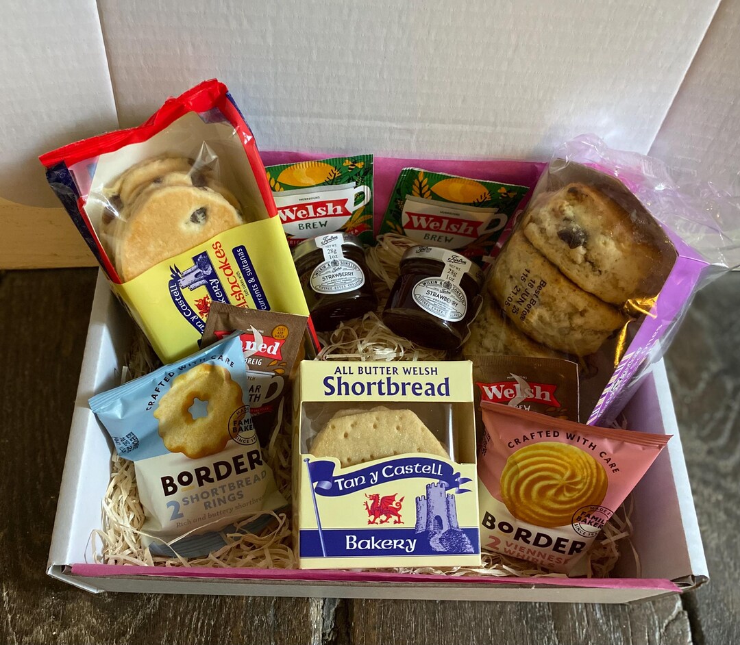 Afternoon Tea, Welsh Gift Hamper, Fruit Scones, Welshcakes, Shortbread ...
