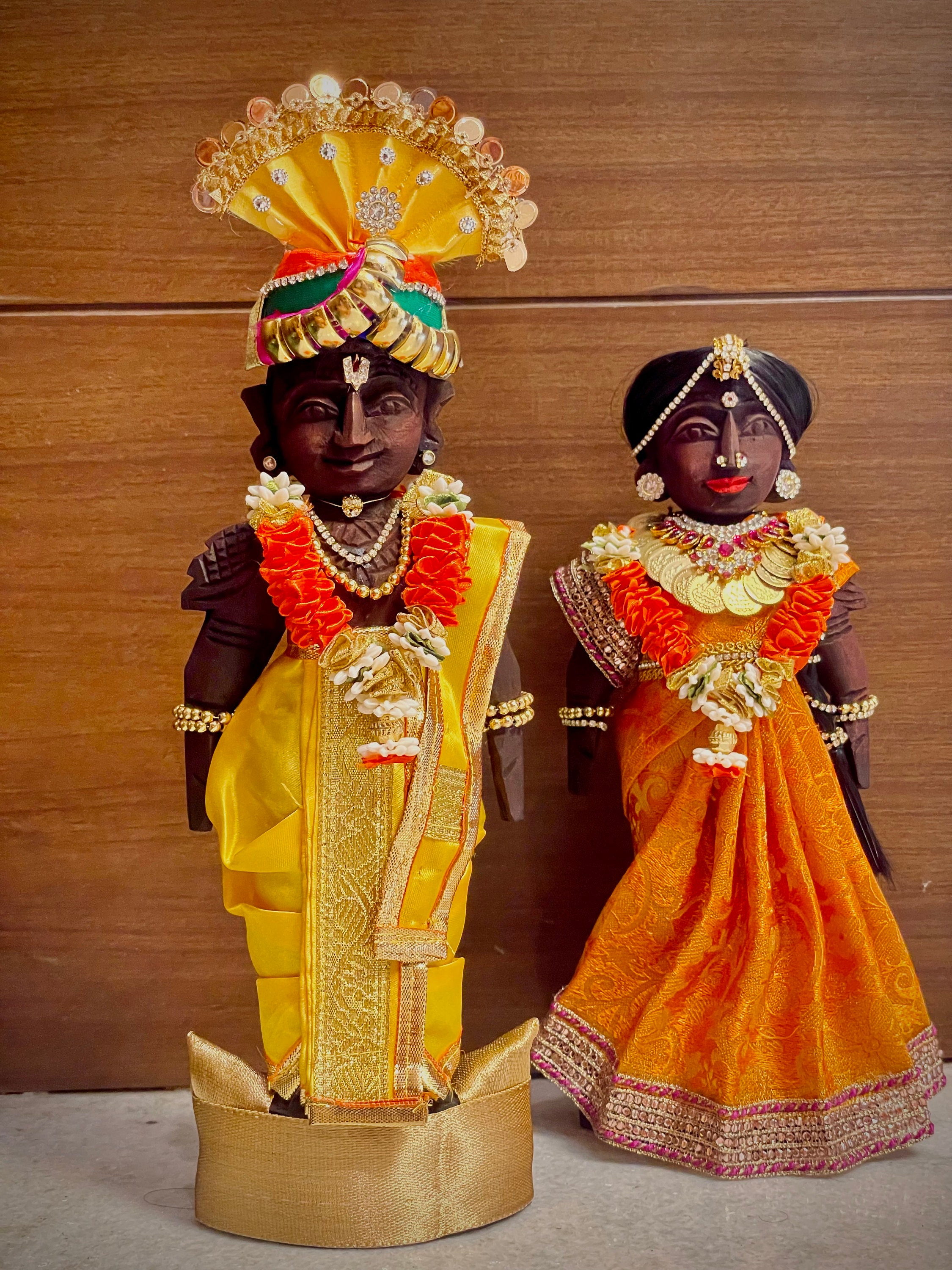 Traditional Handmade MARAPACHI WOODEN DOLLS/ Bommala Koluvu/ Lakade ...