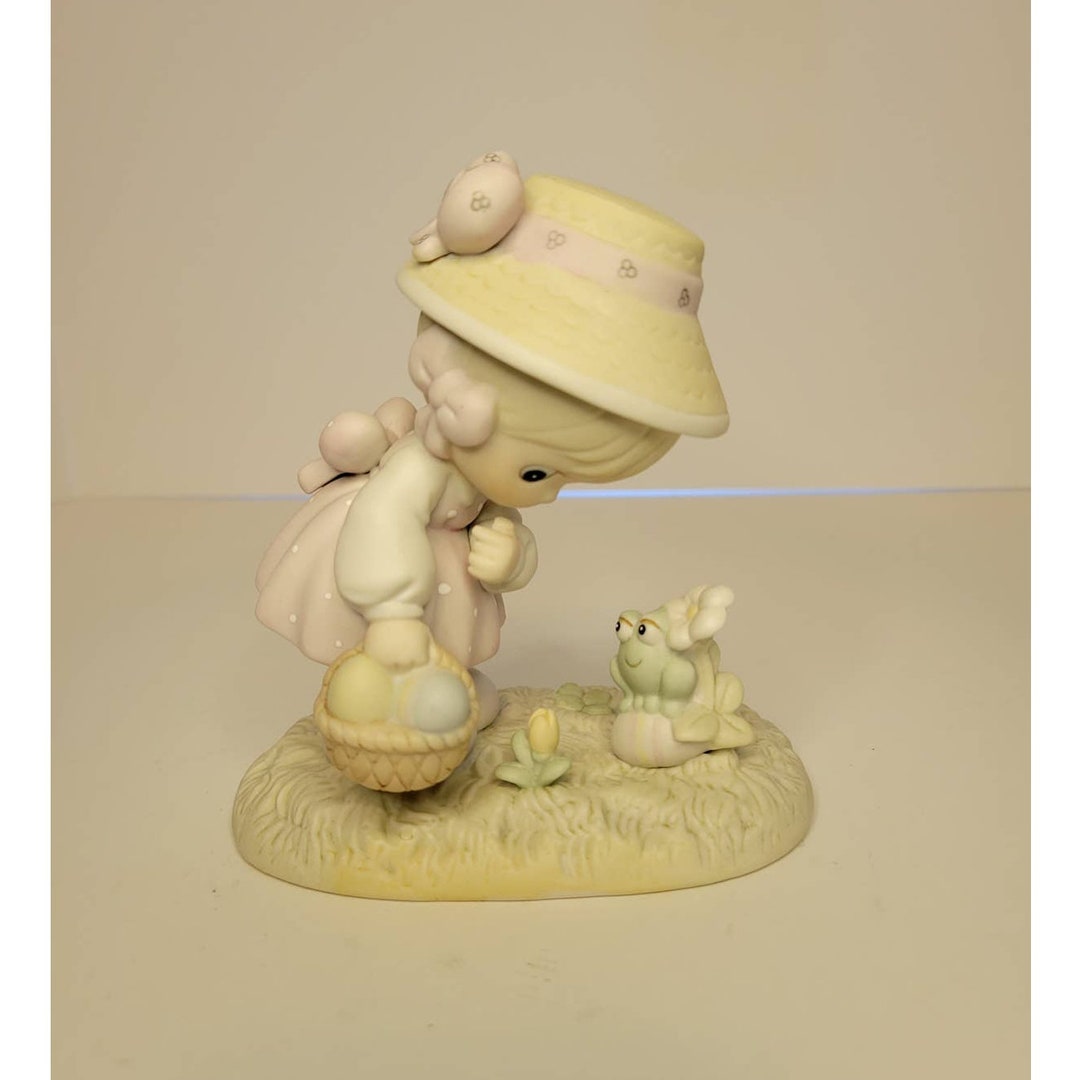 Vintage Collectible Precious Moments Figurine, 521906 Hoppy Easter ...