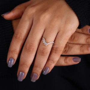 Lab Grown Diamond Tiara Wedding Band: Marquise & Round Cut Chevron Ring ...