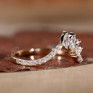 Lab Grown Diamond Tiara Wedding Band: Marquise & Round Cut Chevron Ring ...