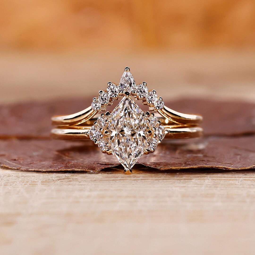 Dutch Marquise Cut Diamond Engagement Ring With Chevron Wedding Band ...