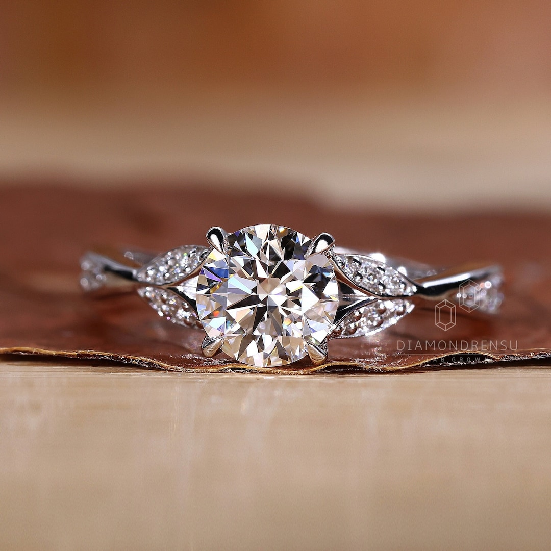 Lab Grown Diamond Ring, IGI Certified Round Cut Diamond Ring, Split ...