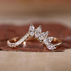 Lab Grown Diamond Tiara Wedding Band: Marquise & Round Cut Chevron Ring ...