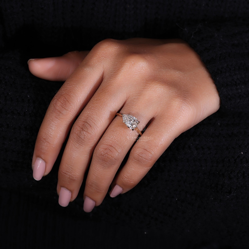 East West Pear Shaped Engagement Ring in 14k Yellow Gold IGI Certified ...