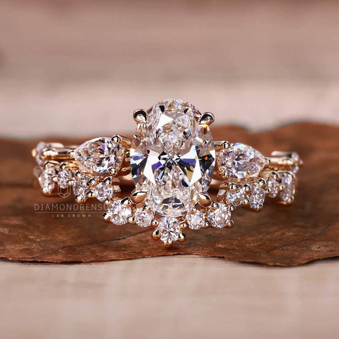 Oval Diamond Bridal Set, 2.05 TW Oval Shape Lab Grown Diamond Wedding ...