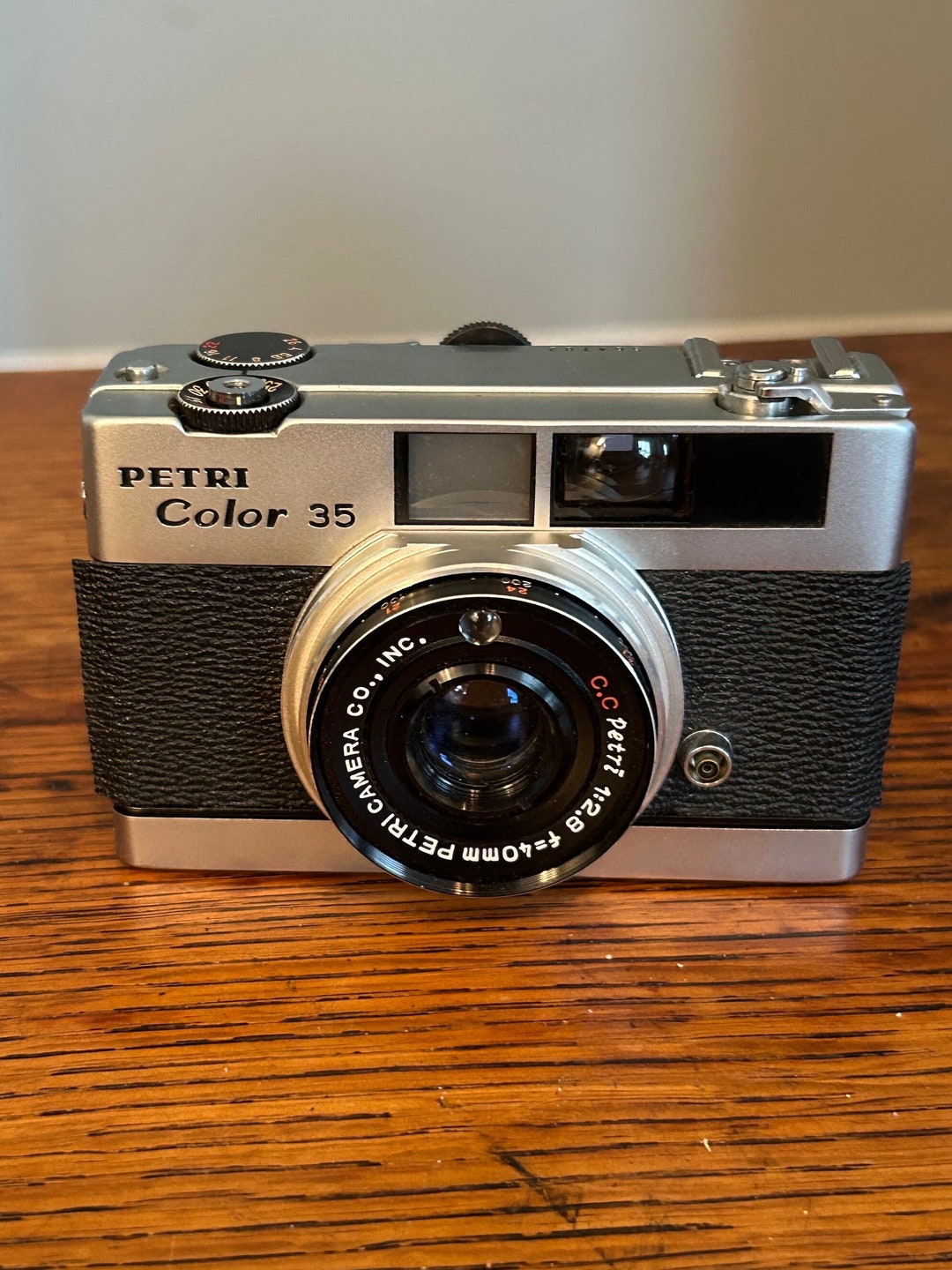 Vintage Petri Color 35 Film Camera / Petri Color 35 - 35mm Film Camera ...