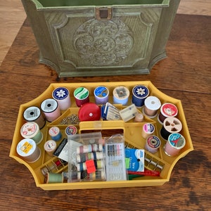 Vintage Max Klein Inc SC-2015 Sewing Kit With Contents - Etsy