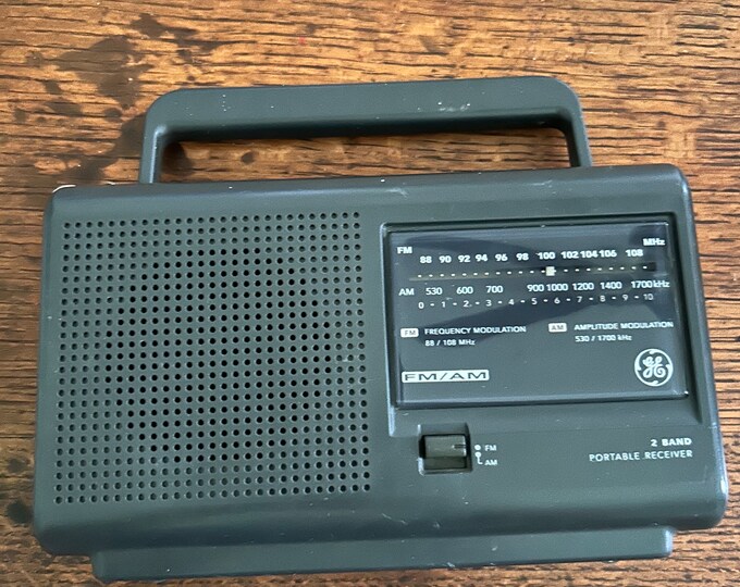 GE AM/FM Portable Radio Model No. 7-2662c - Etsy