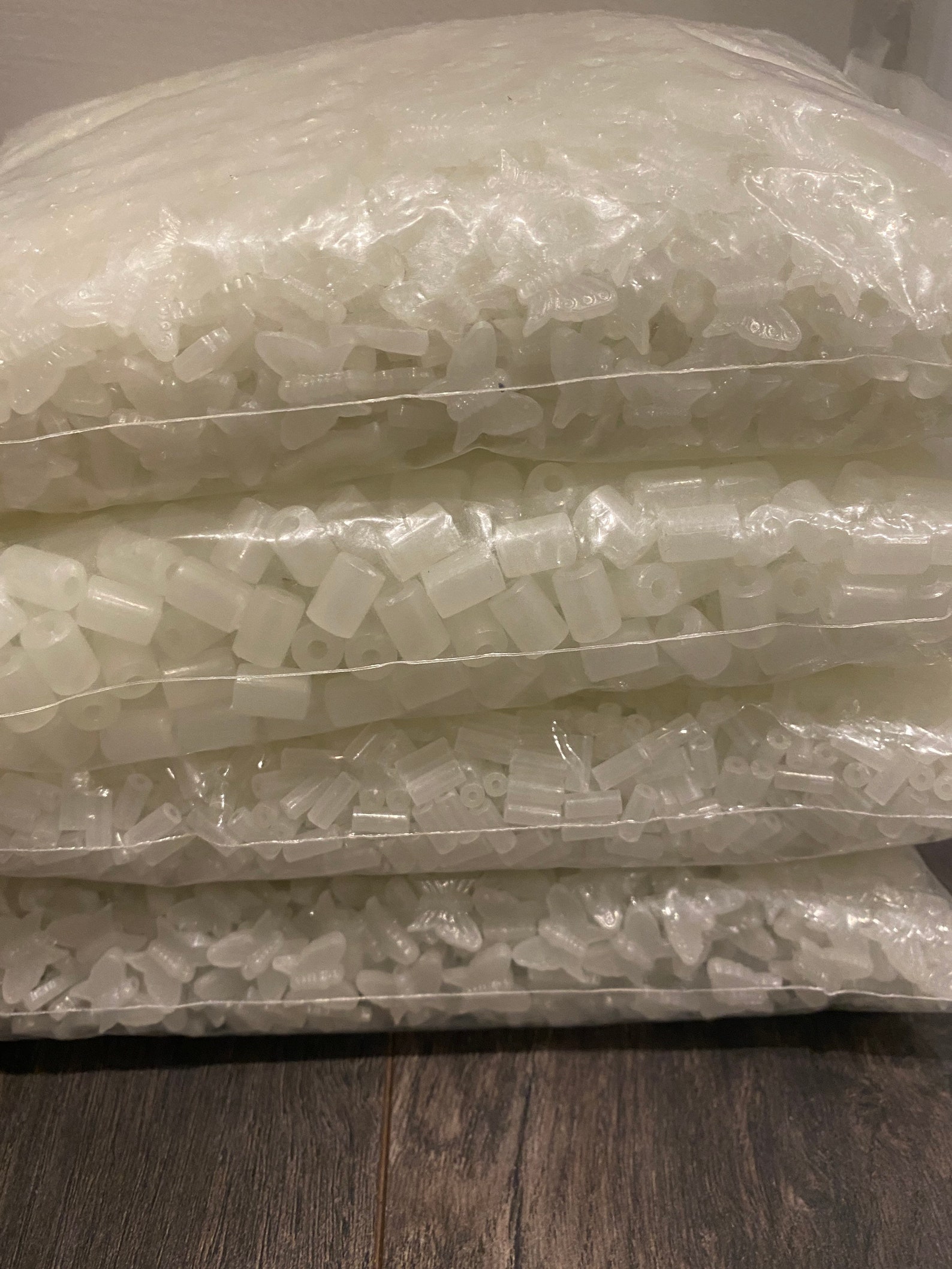 Glow-in-the - Dark Wholesale, Glow Beads, Bulk Beads, Waistbeads ...