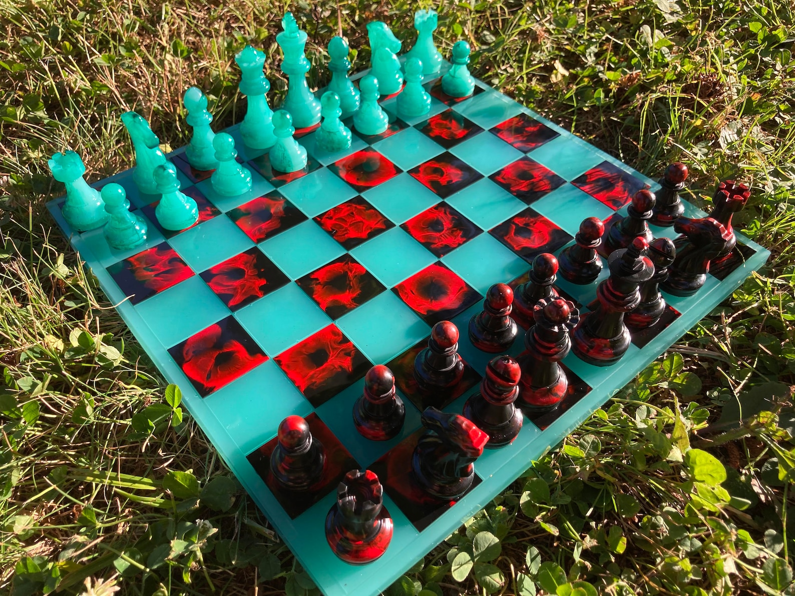 Epoxy Chess Set Red and Green Theme | Etsy Epoxy Chess Set Red and Green Theme | Etsy