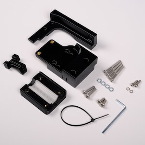 Lockable BMW Navigation Preparation Adapter for Garmin Zumo XT, XT2 ...