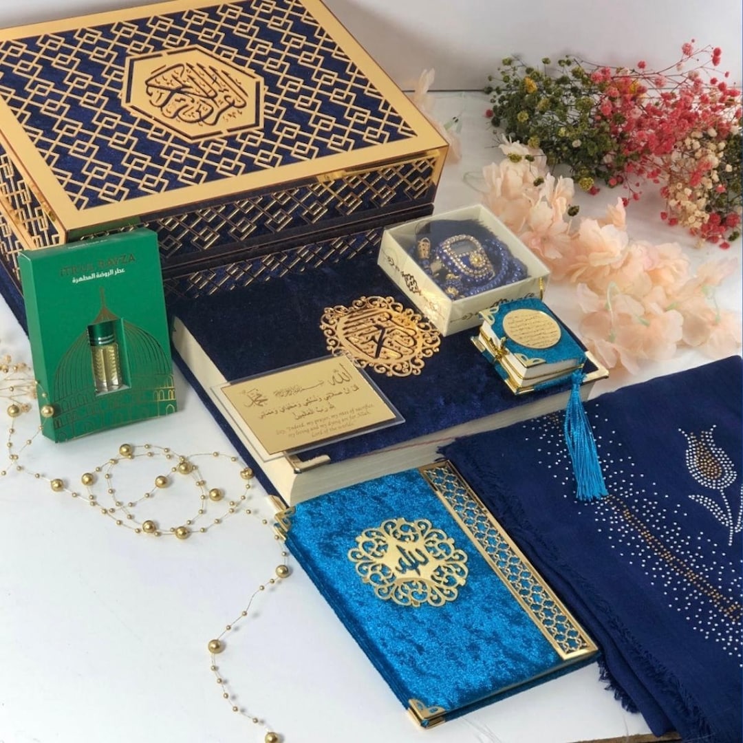 Personalized Quran With Velvet Box, Islamic Gift Set, Quran Gift Box ...