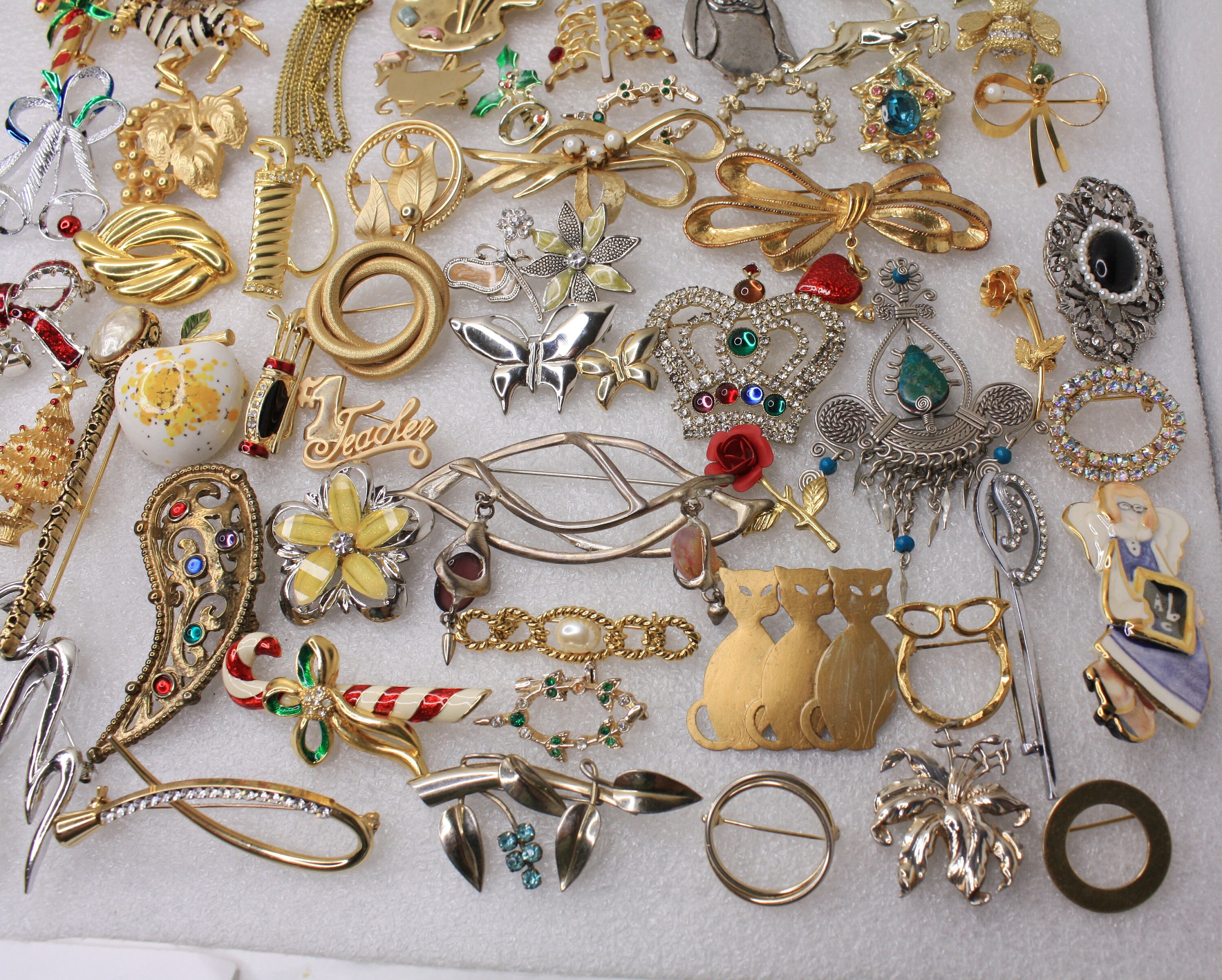 Lot of 60 Vintage Brooches Pins - Etsy