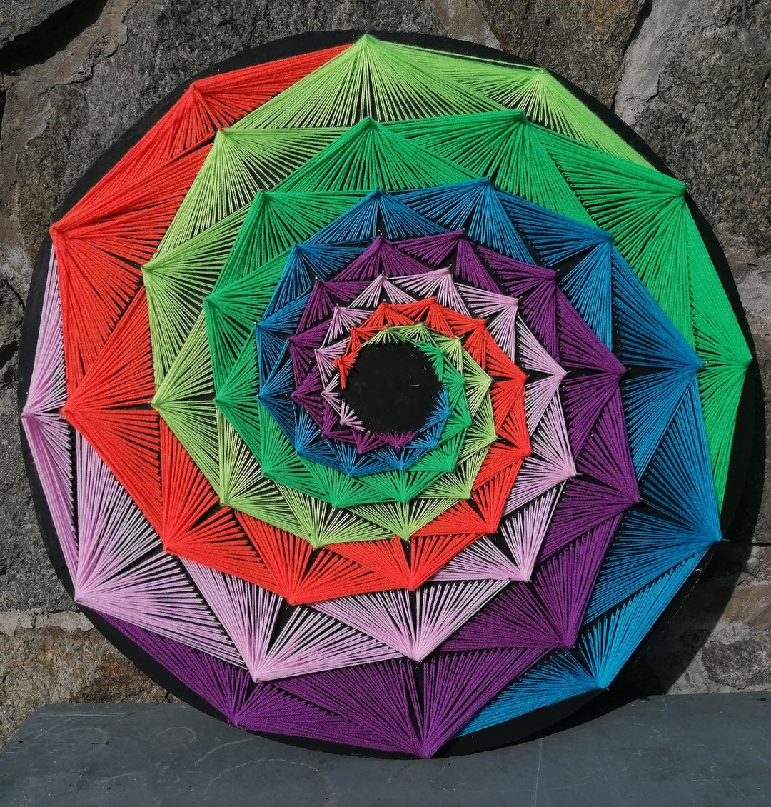 Spiral Rainbow – UV Reactive String Art Mandala • Psychadelic Wall Art ...