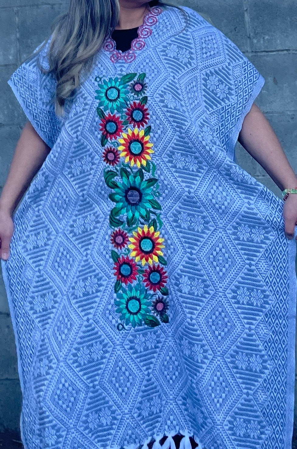 Embroidered Gaban Full Body, Long Floral Poncho, Mananitas Bordadas ...