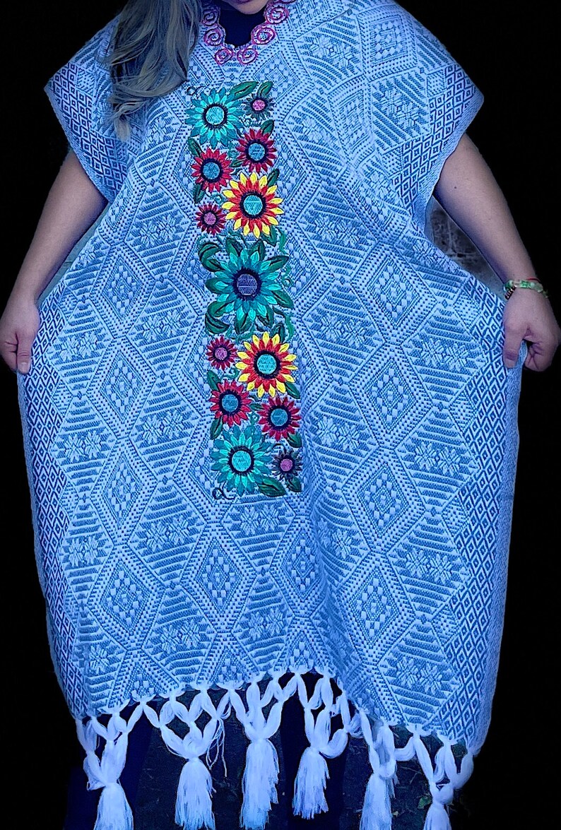 Embroidered Gaban Full Body, Long Floral Poncho, Mananitas Bordadas ...