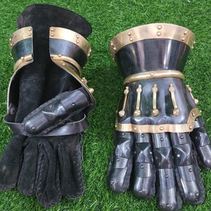 Hourglass Castillo Gauntlets Finger Medieval Functiona Large 16 G Steel ...