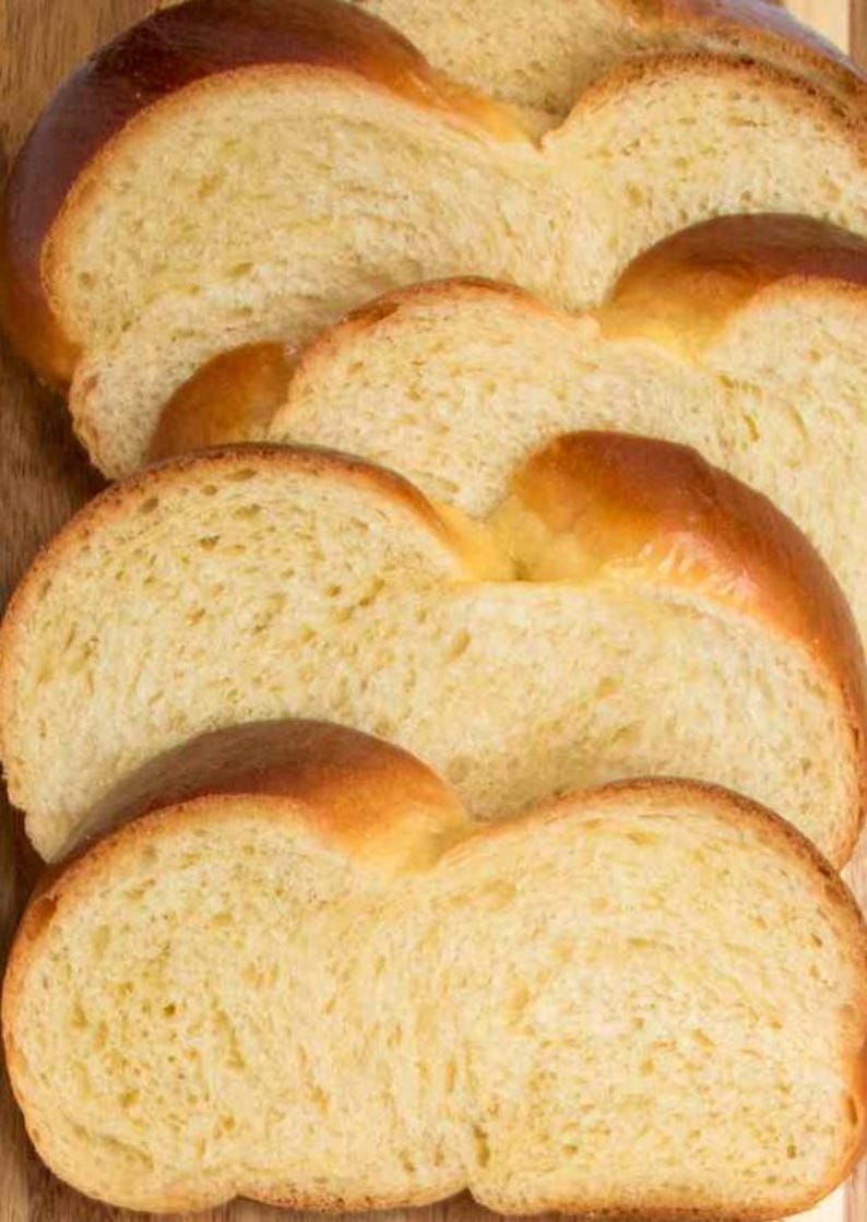 Traditional Challah Bread for Shabbat or Holiday - 16 Ounce (2 16oz ...