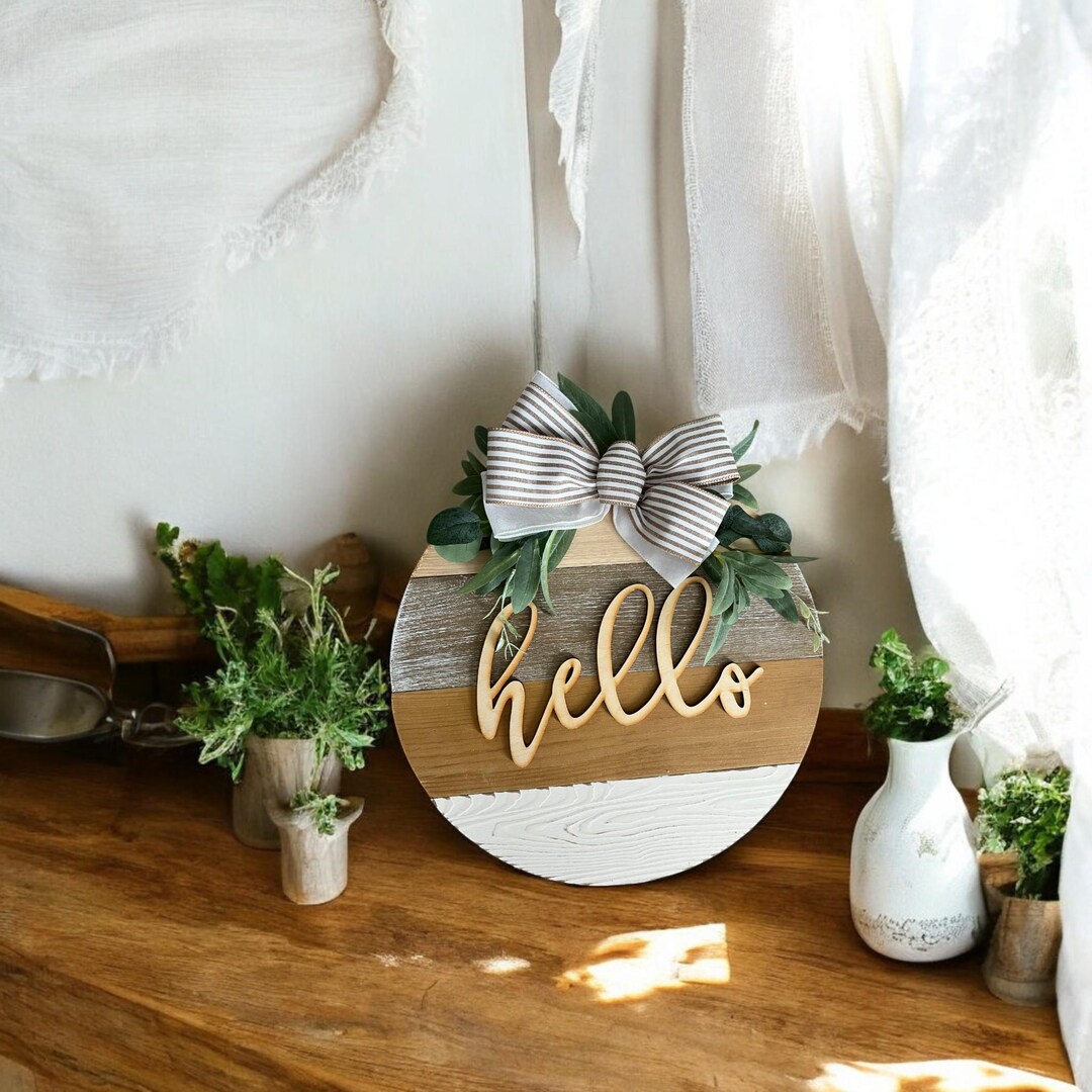 15" Farmhouse Round Wall Hanger, Farmhouse Photo Holder, Family Memo ...