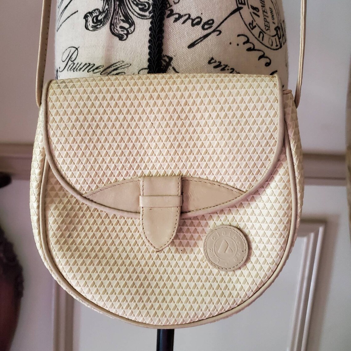 Vintage 80 Liz Claiborne Small Textured Cream Purse - Etsy