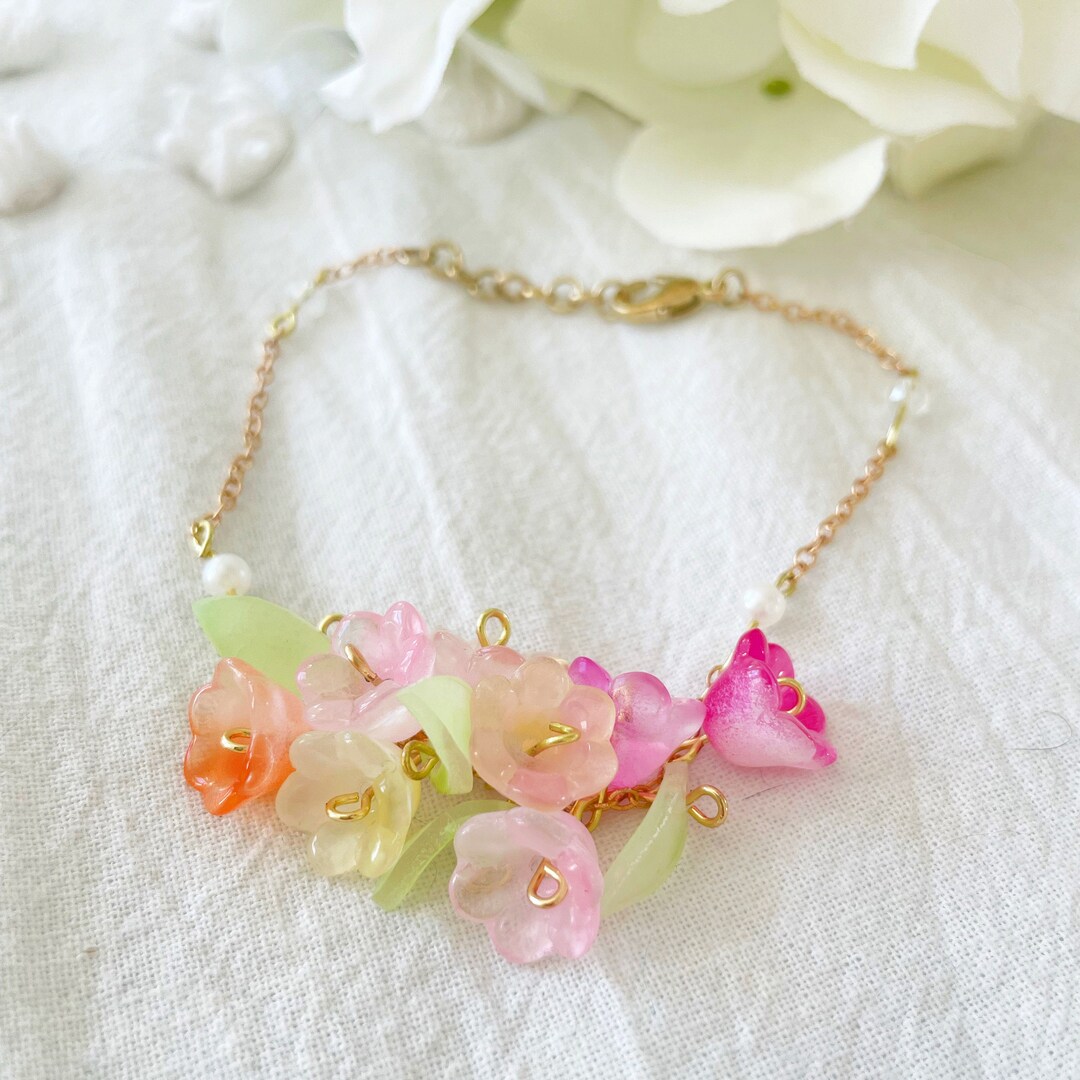Sunrise Glass Flower Bracelet: Handmade Pearl Plant Jewelry - Etsy